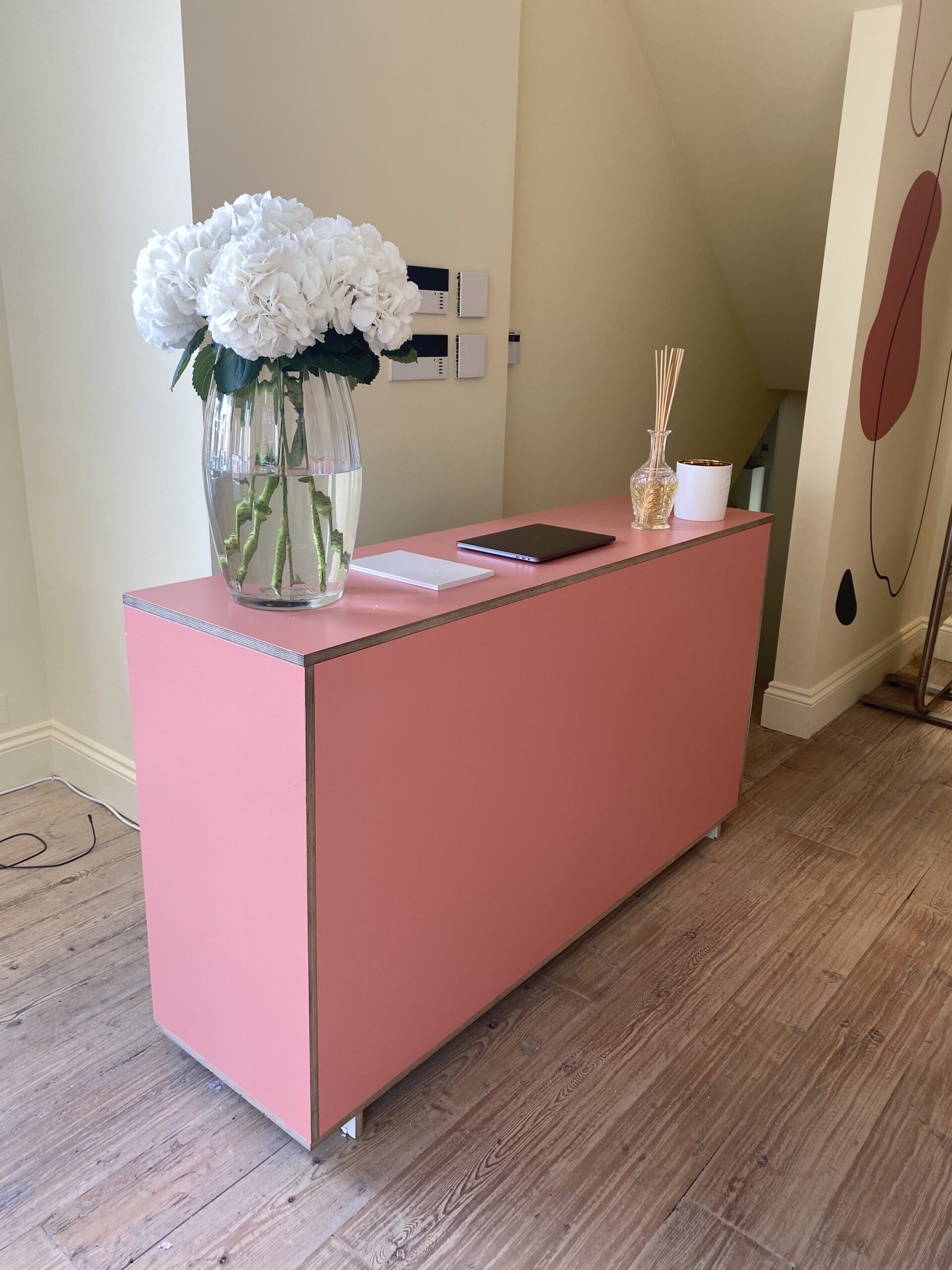 Cash Desk Large White | Pop-Up Shop & Events Furniture Hire